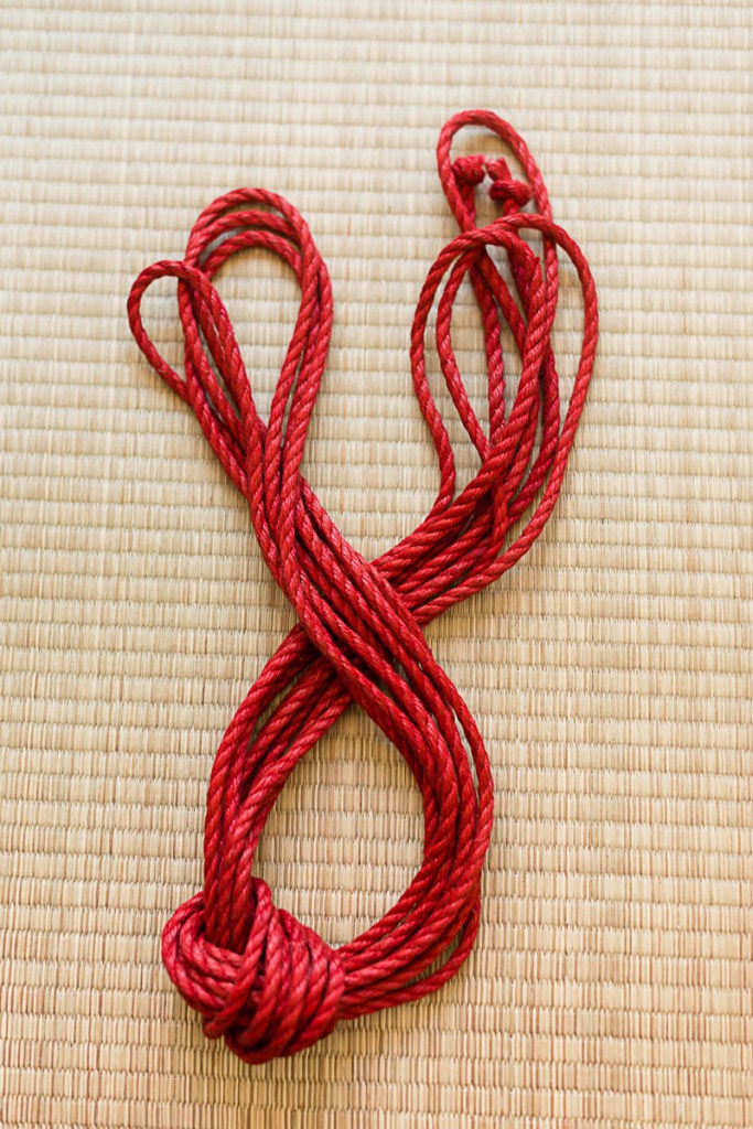 Corde Shinari rouge en jute ogawa corde de shibari rouge exclusive